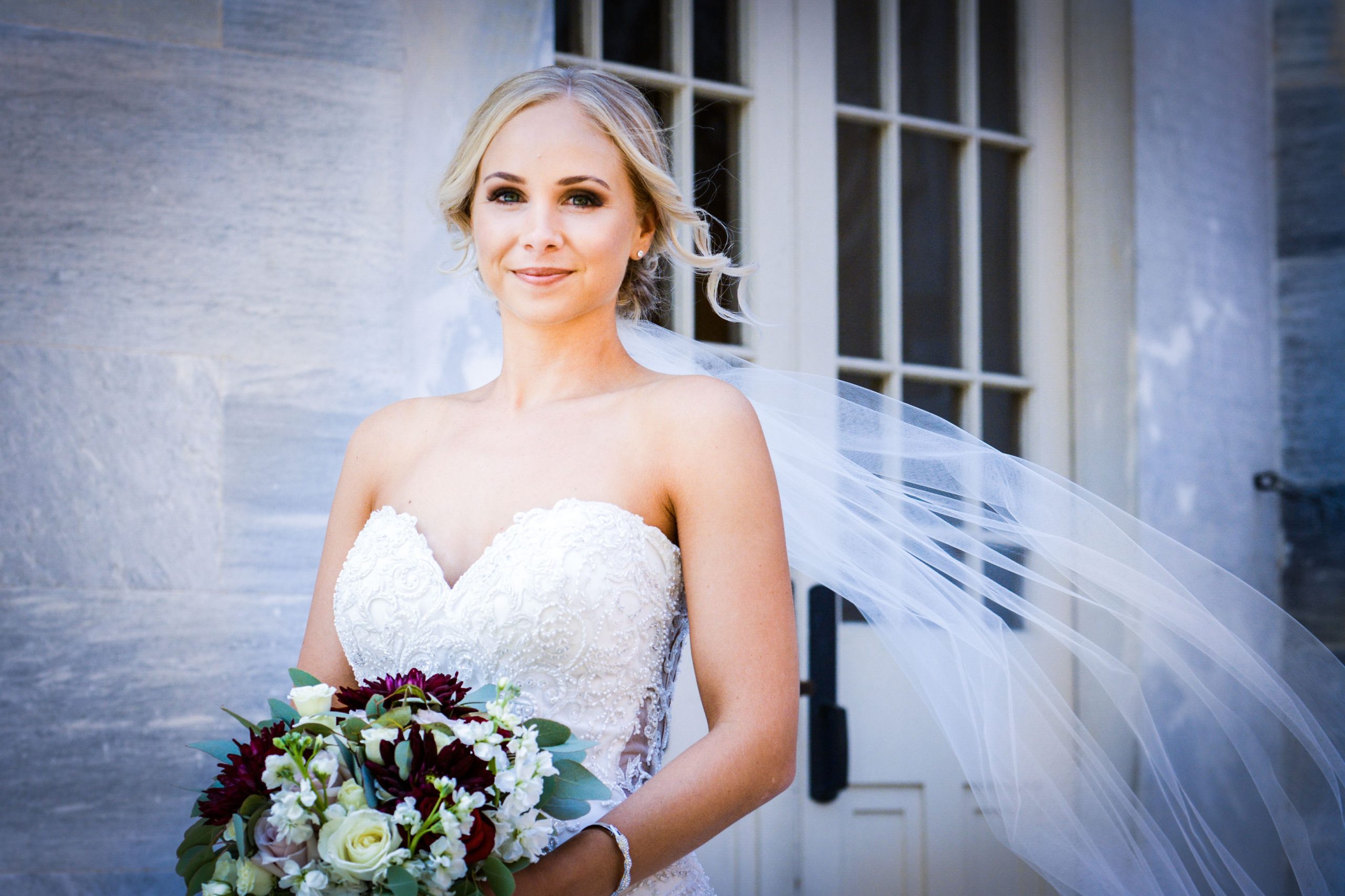 Bohemian Wedding Makeup and Hairstyle Ideas For A Dreamy Bride ...