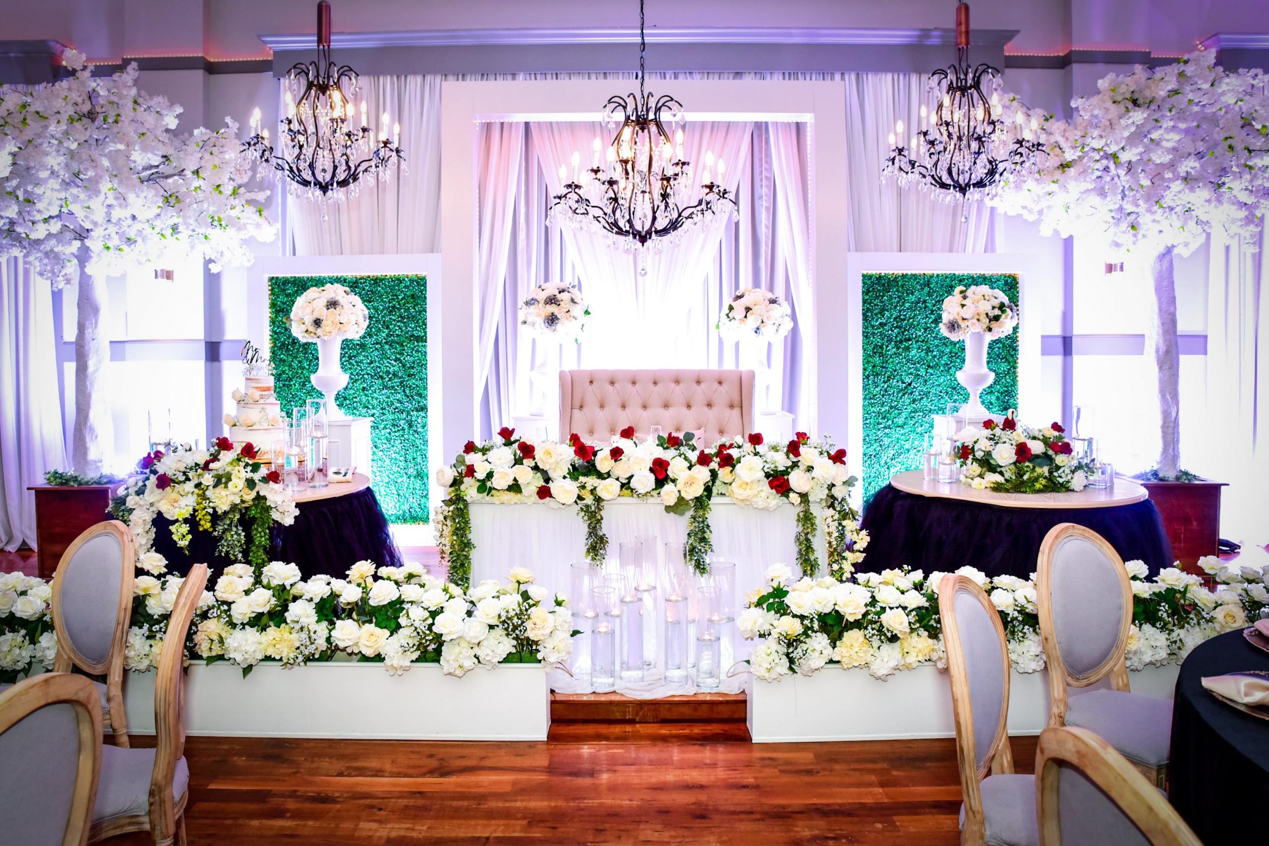 Our Favorite Luxe Lighting Ideas For Your Wedding - byDesign Photo + Film